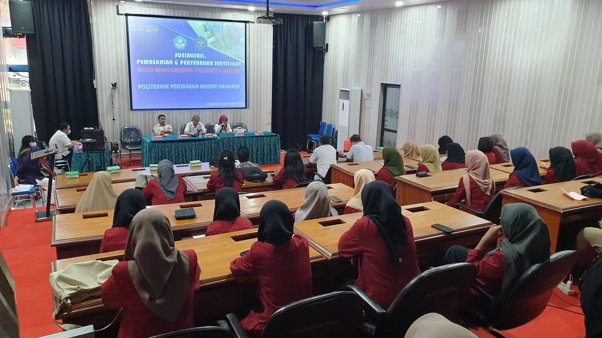 Pembekalan Dan Pelepasan Mahasiswa Program MBKM Tahun 2024 Politani Pangkep - Politani Pangkep